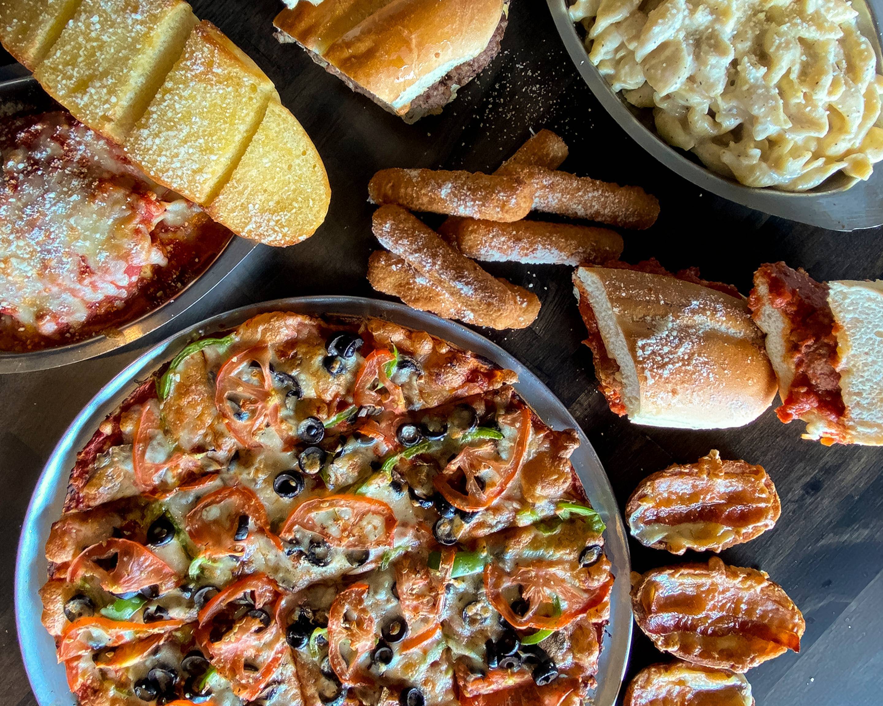 Cecil Whittaker's Pizzeria (Maryland Heights) Menu Maryland Heights ...