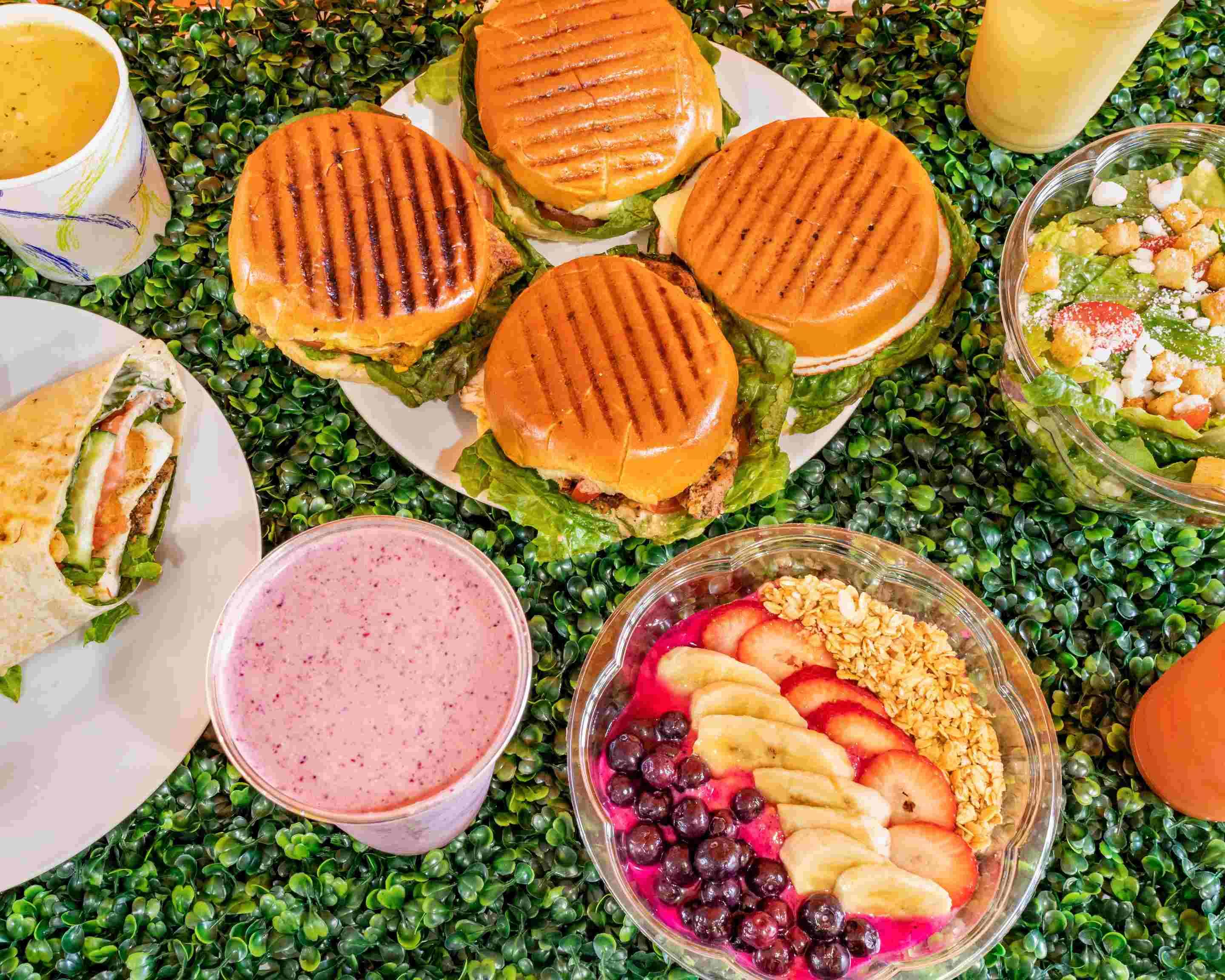 Order Vibez’N’Juice Menu Delivery【Menu & Prices】| New York | Uber Eats