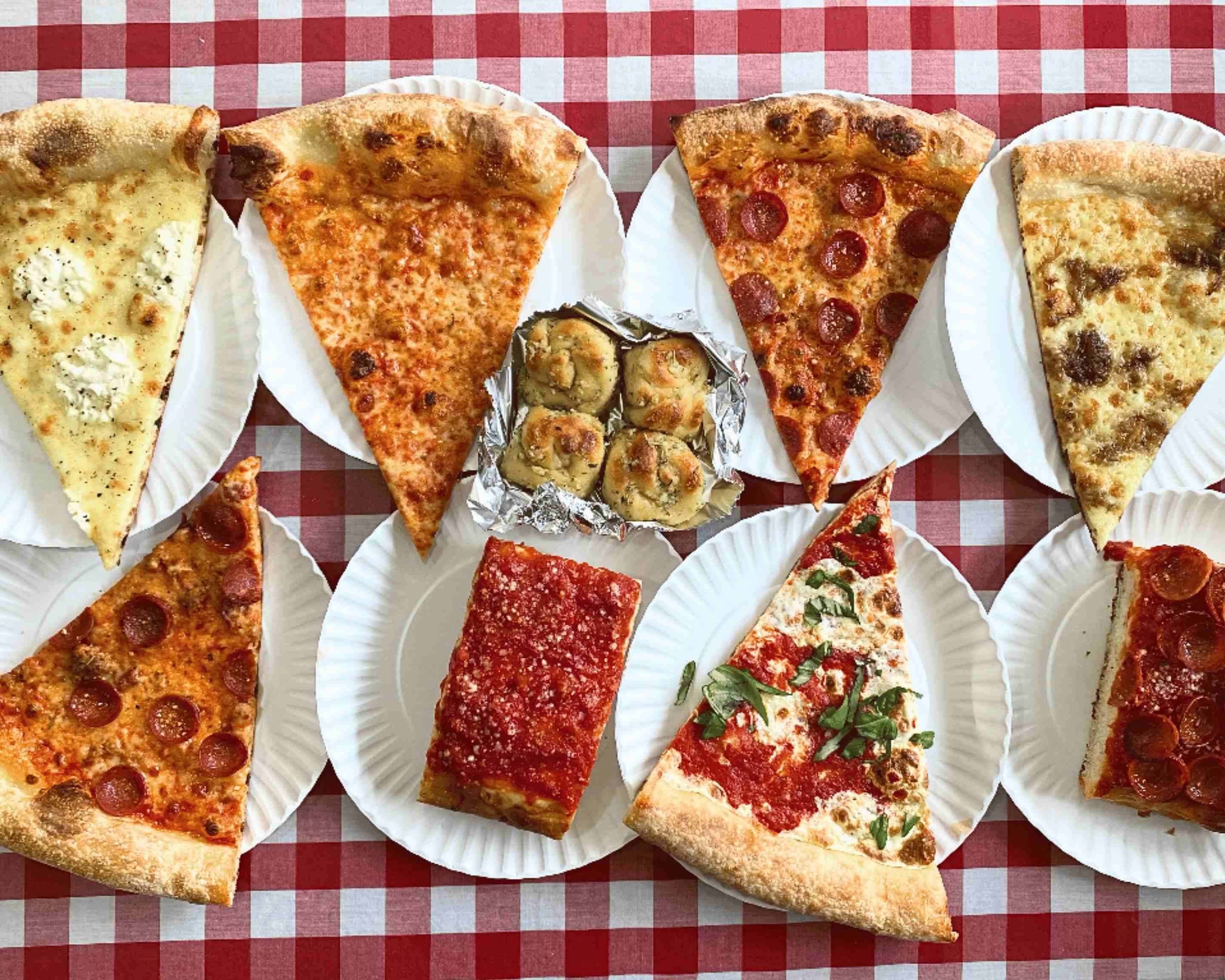 Order Mano's Pizzeria - Menu & Prices - New York Delivery | Uber Eats