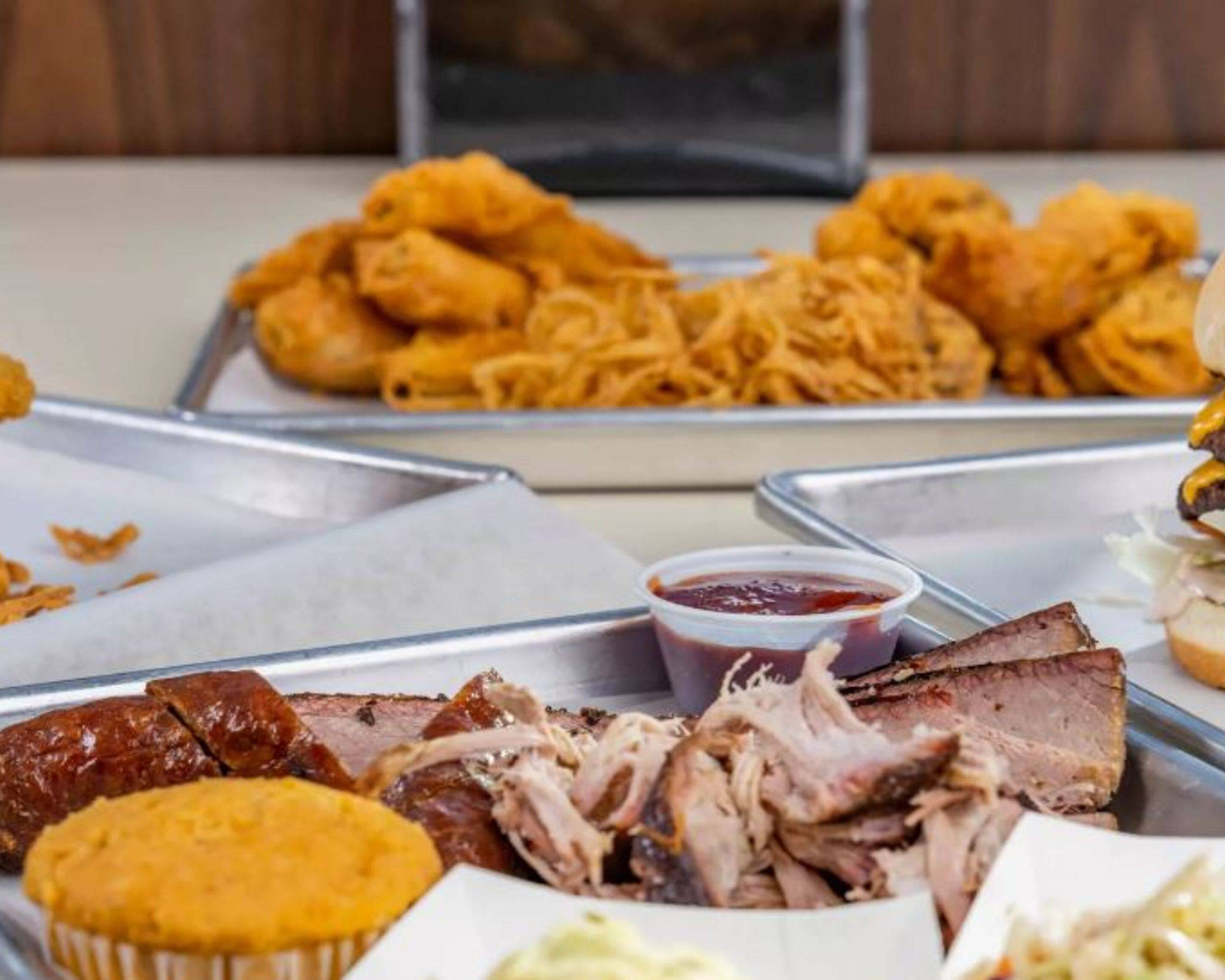 Order 208 Burgers Y Mas Menu Delivery in Middleton | 208 Burgers Y Mas ...