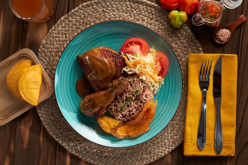 Caribbean Delights Tibás Delivery in San Jose, CR | Menu & Prices ...