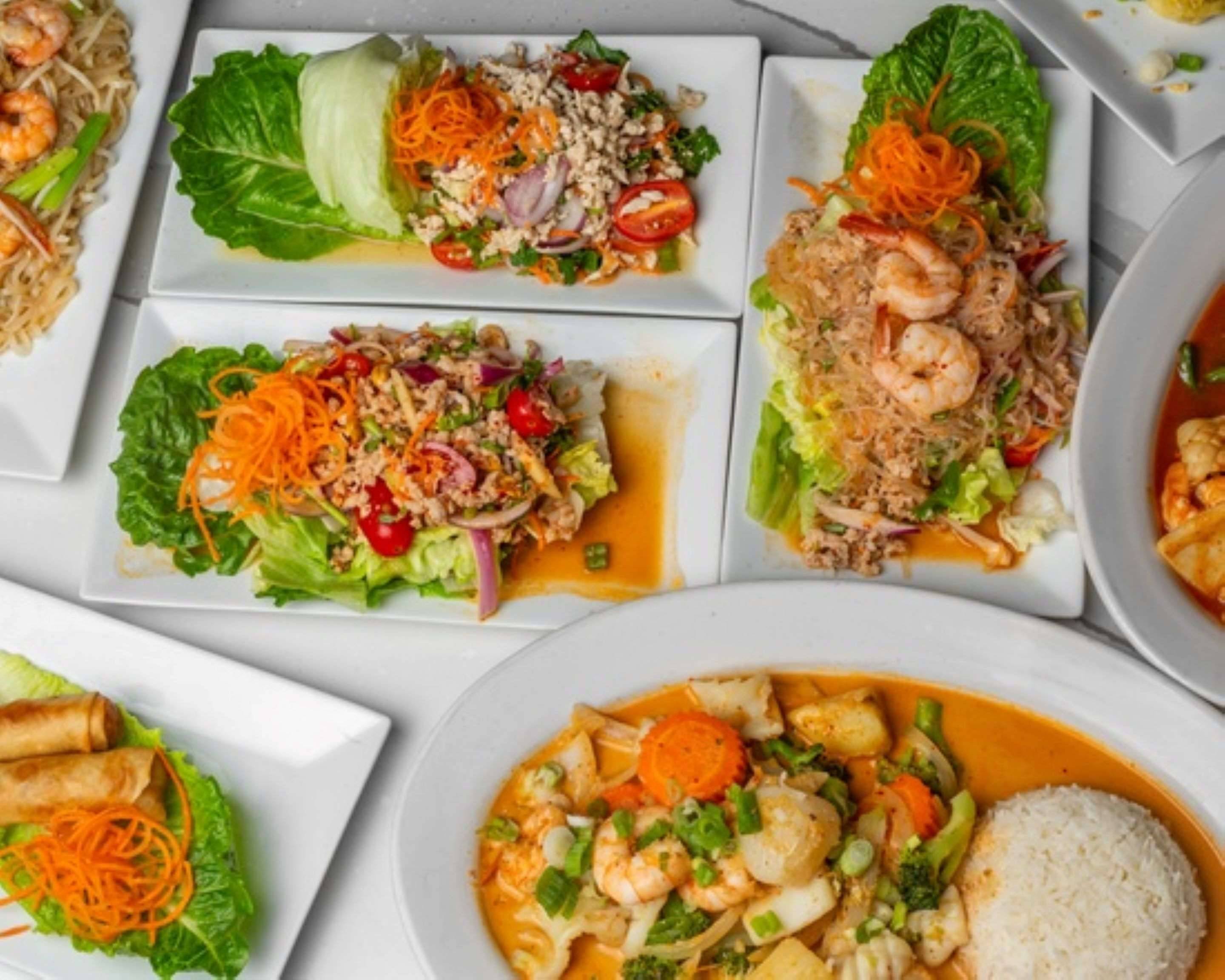 Order Mom's Siam Restaurant - Menu & Prices - Richmond Delivery | Uber Eats