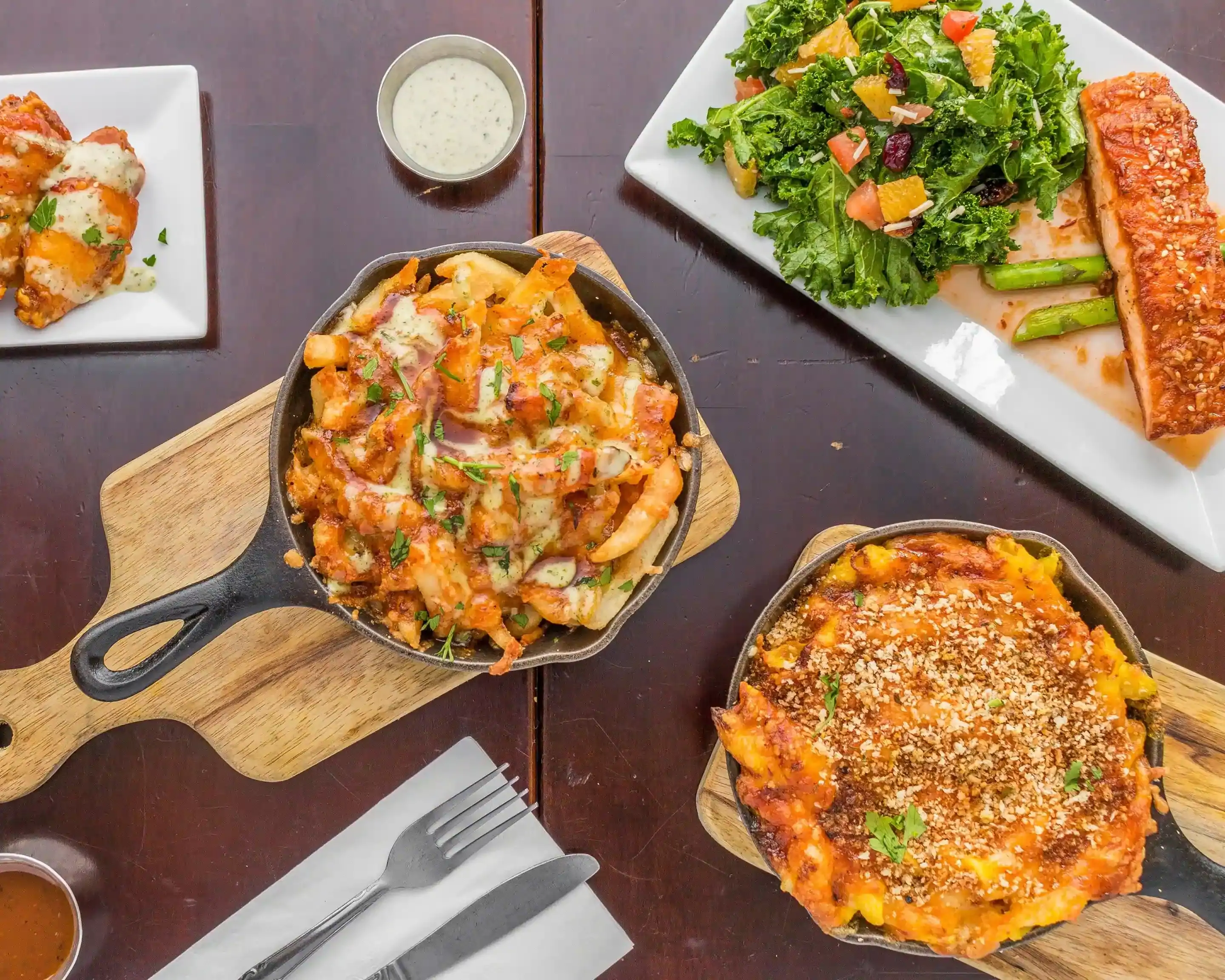 Order El punto Roc (836 North Goodman Street) Menu Delivery【Menu & Prices】| Rochester | Uber Eats