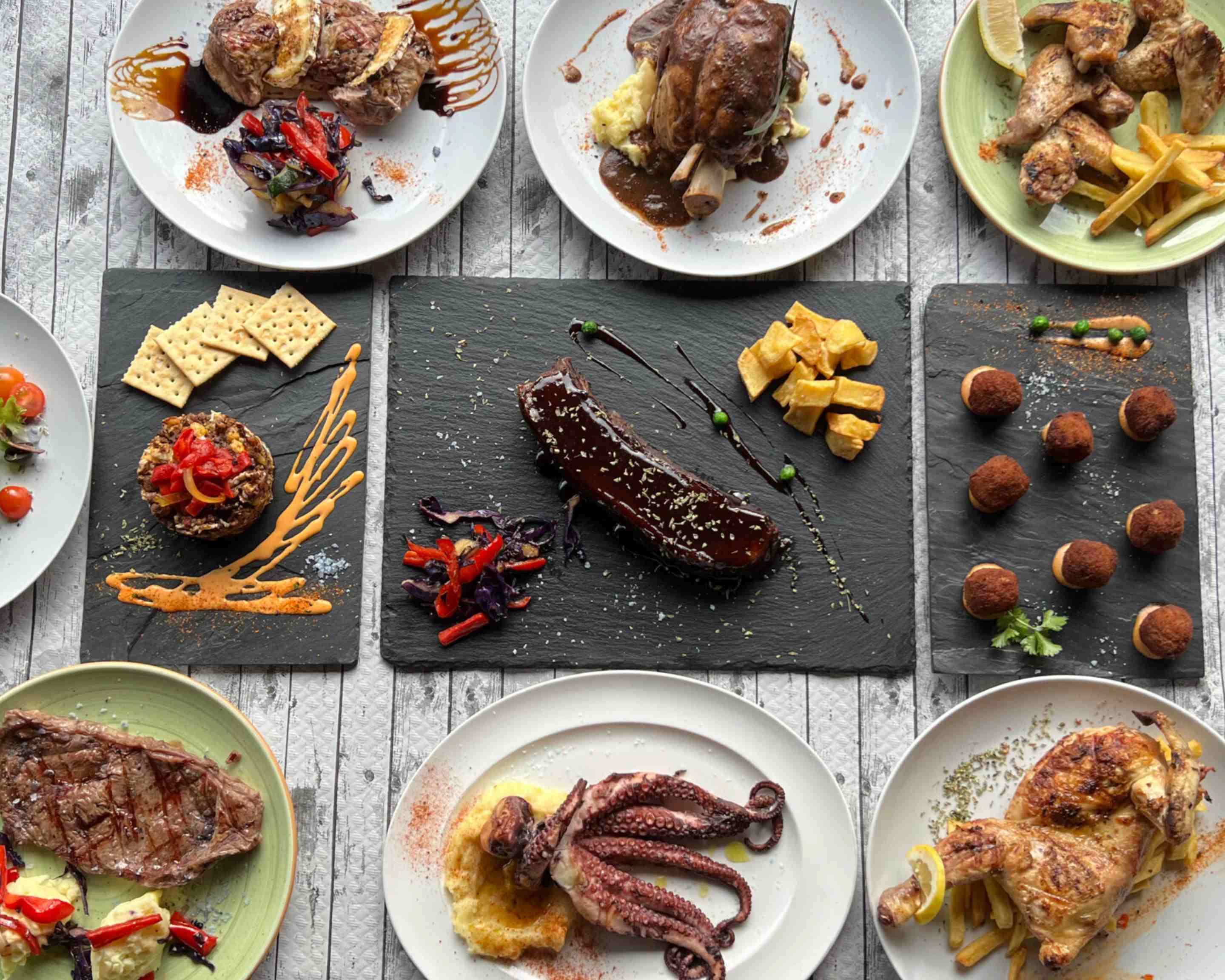Casa Atenea Restaurante Parrilla Menú a Domicilio【Menú y Precios】Málaga ...