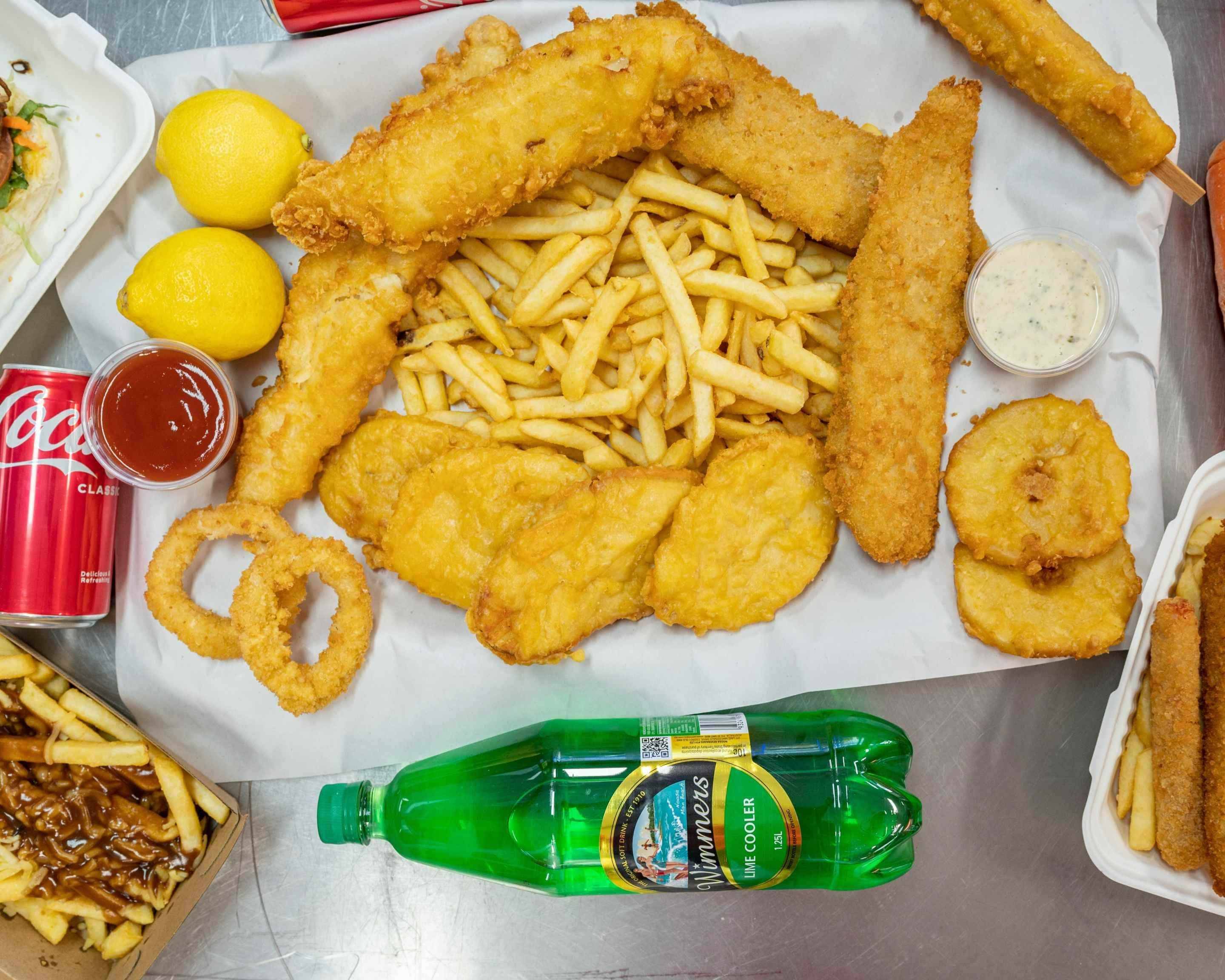 Vellas fish bar store