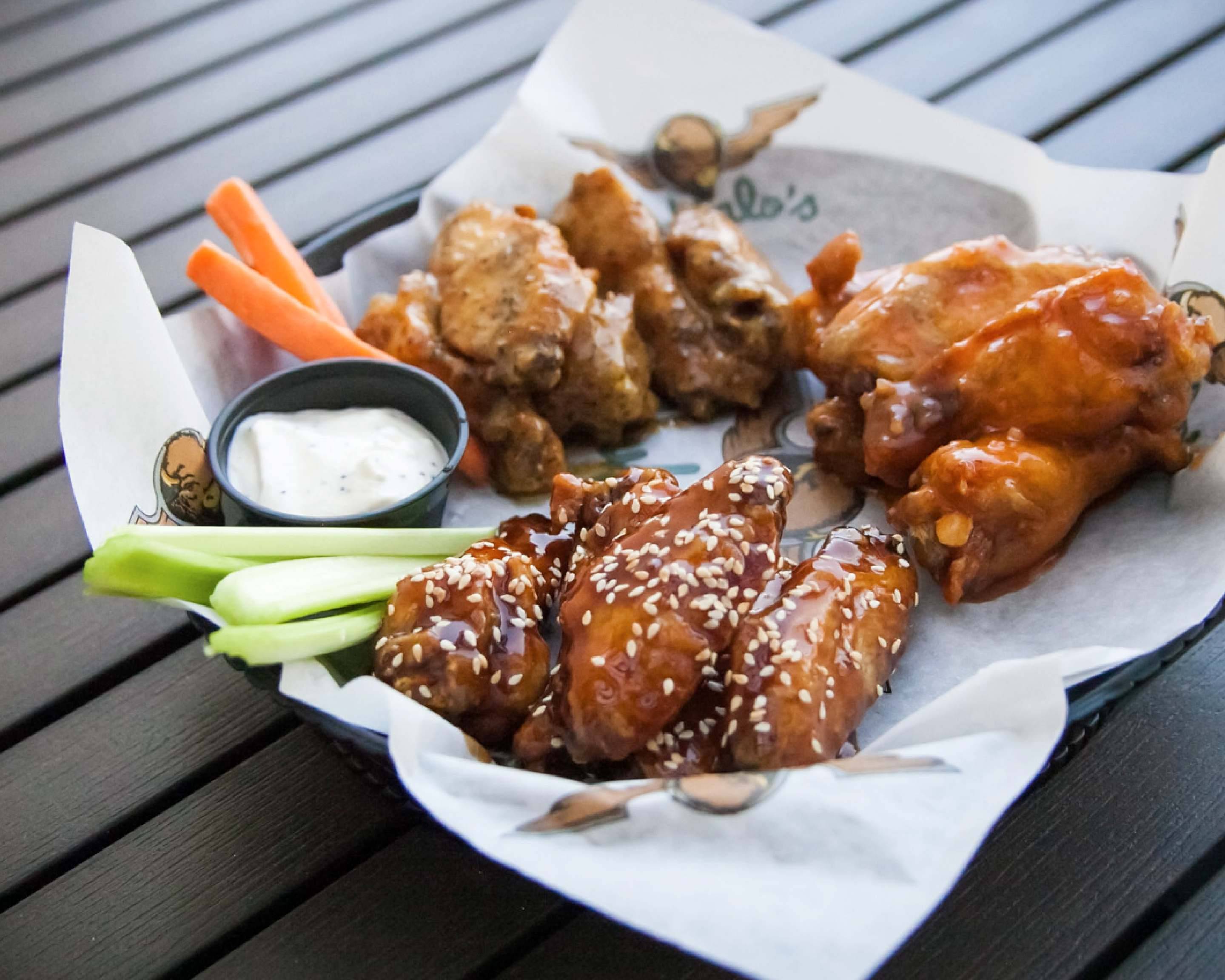 Order Buffalo's Express (Hollywood Blvd) Menu Delivery【Menu & Prices ...