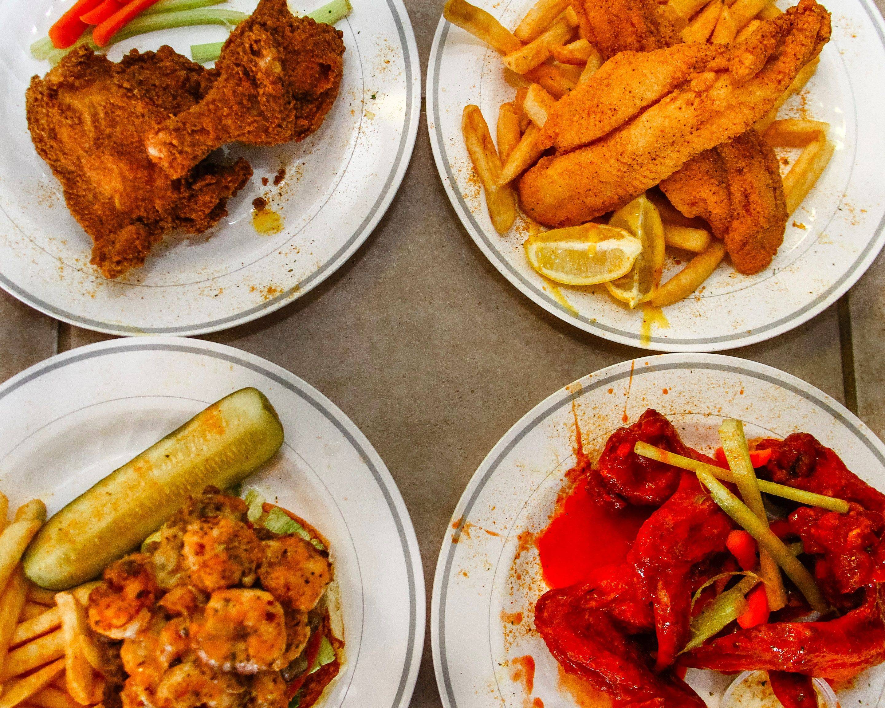 Order Riko's Kickin Chicken - Menu & Prices - Memphis Delivery | Uber Eats