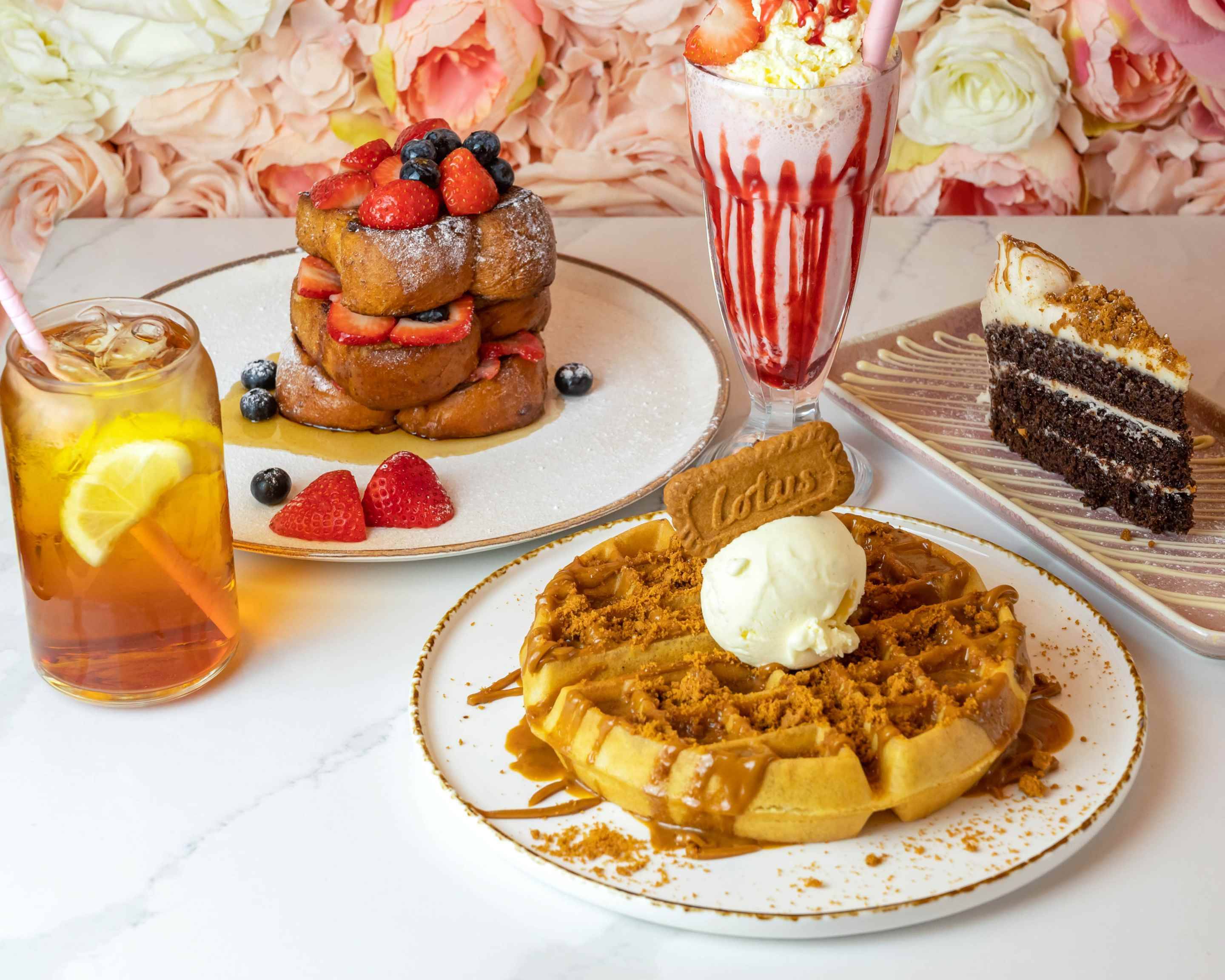 La Vie Cafe Menu & Prices - Manchester Delivery - Order with Uber Eats