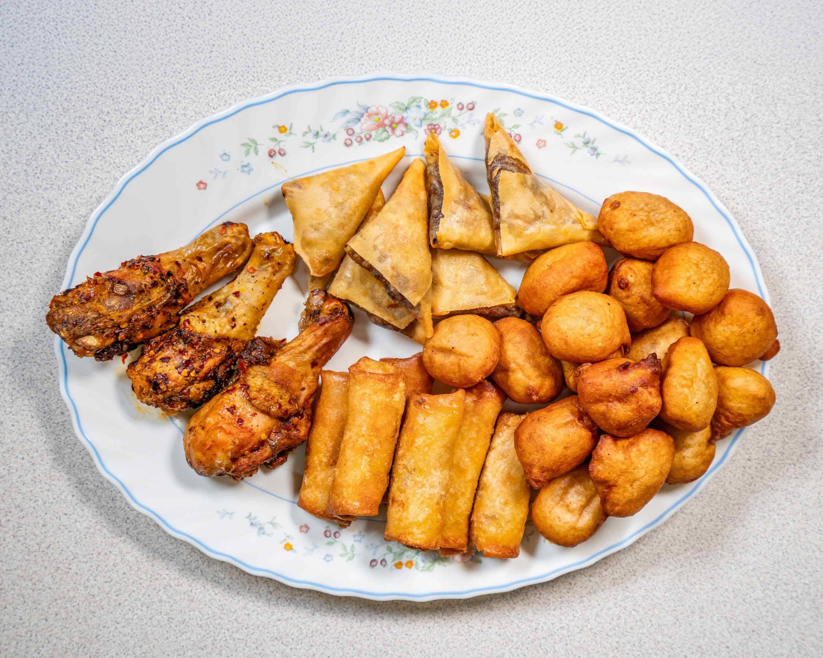 Order Seven Baskets - Menu & Prices - Toronto Delivery | Uber Eats