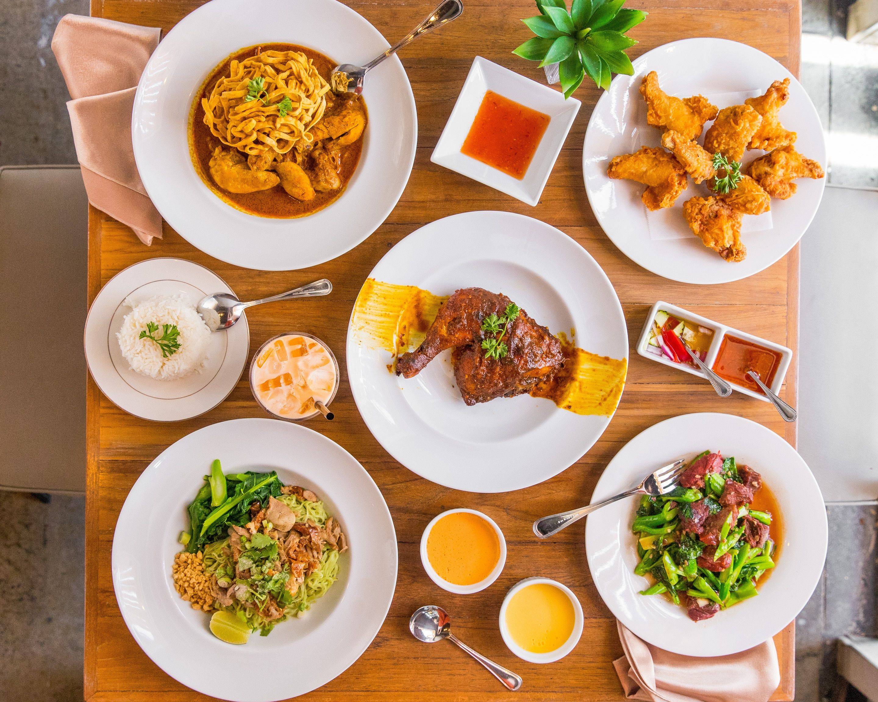 Noree Thai Menu Los Angeles • Order Noree Thai Delivery Online • Postmates