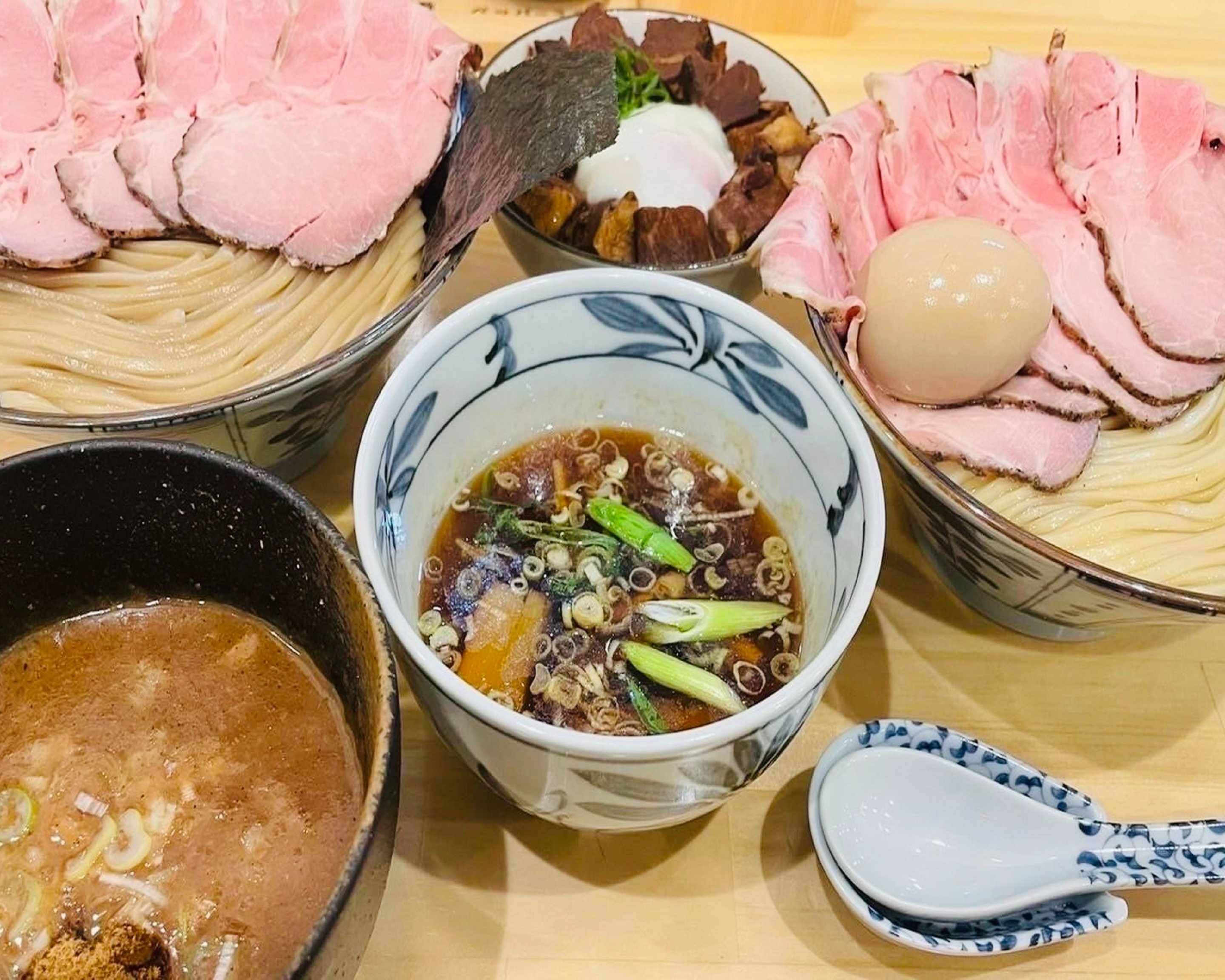 つけ麺しんば tsukemen shinbaのデリバリー ・持ち帰り| メニューを見る |神戸 で 配達| ウーバーイーツ
