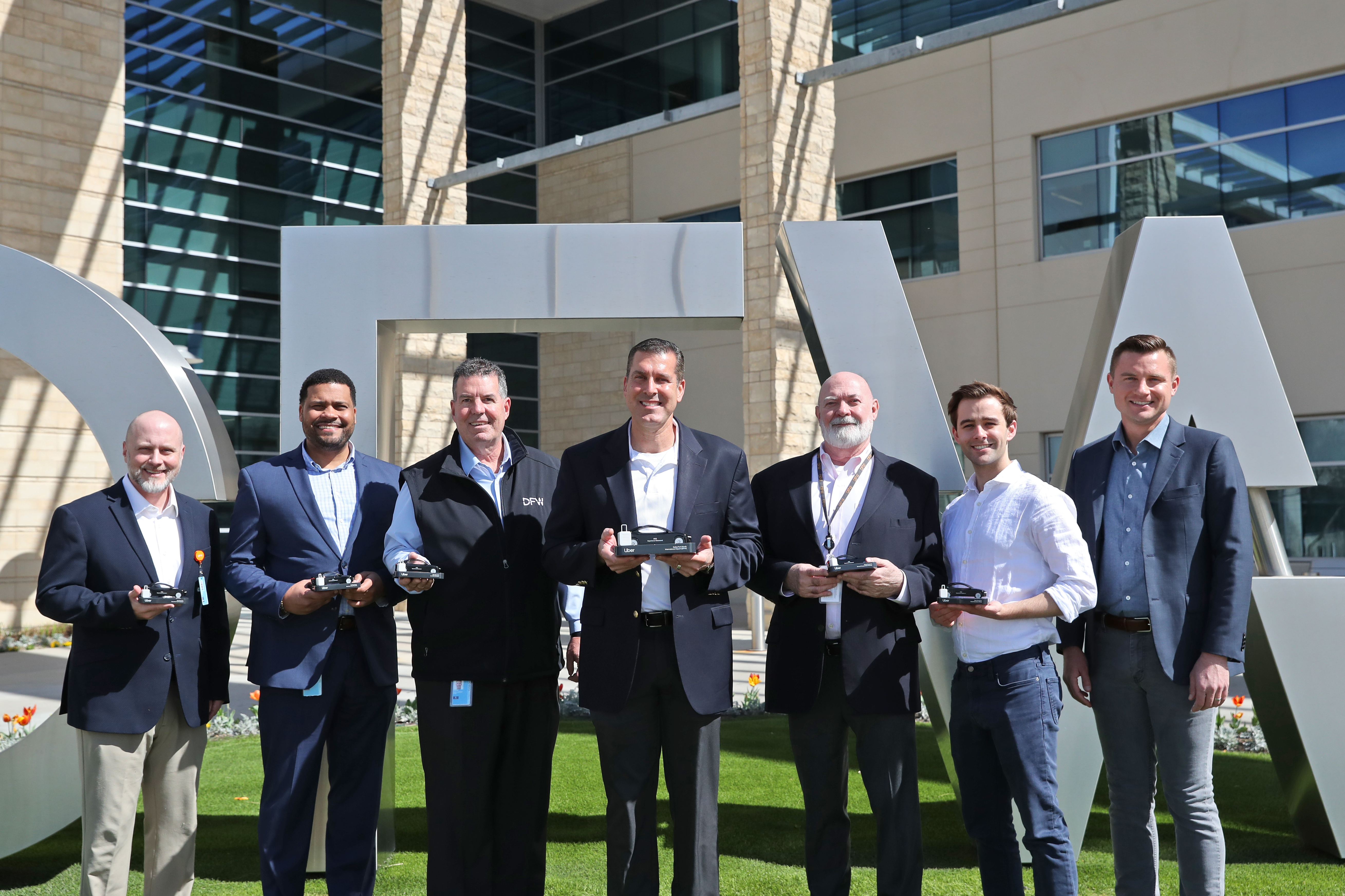 Uber Reveals 2023 “Airport of the Year” Award Winners